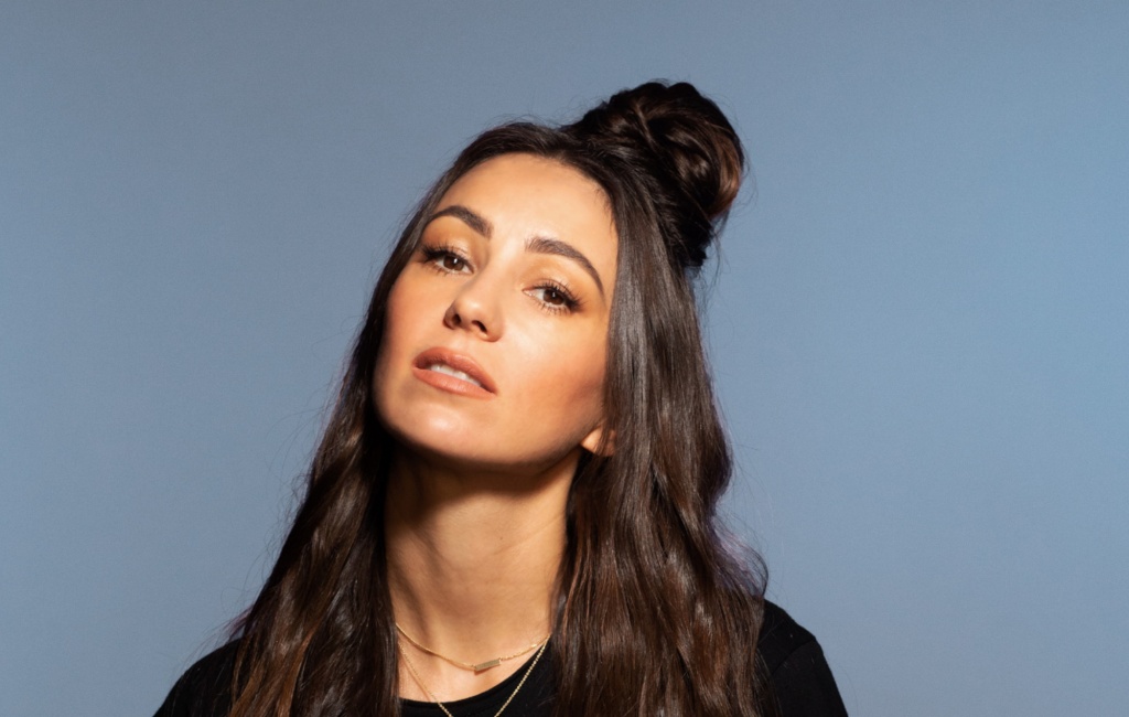 แปลเพลง Everybody Rise – Amy Shark | แปลเพลง แปลเพลงสากล แปลเพลงภาษาอังกฤษ